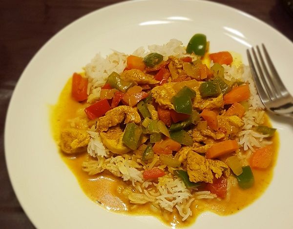 Chicken Marrakech Recipe | SparkRecipes