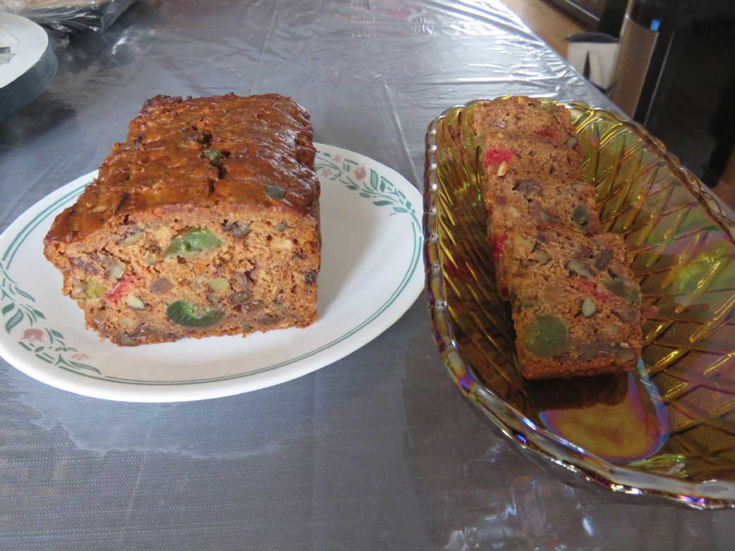 Flossie's Fruit Cake (24 servings) Recipe | SparkRecipes