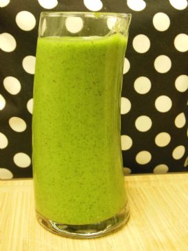 Green Machine Breakfast Smoothie Recipe | SparkRecipes