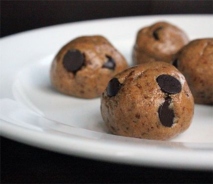Pre-Workout Chocolate Protein Balls Recipe | SparkRecipes