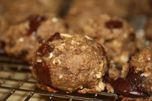 chocolate chip buttons Recipe | SparkRecipes