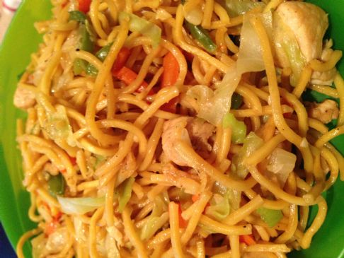 Helen's Chicken Pancit Canton Recipe | SparkRecipes