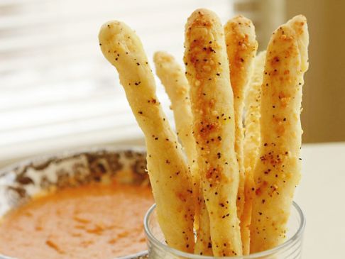 Easy Peasy Bread Sticks (Callimakesdo) Recipe | SparkRecipes